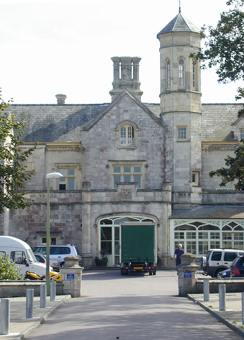 Bay House School And Sixth Form